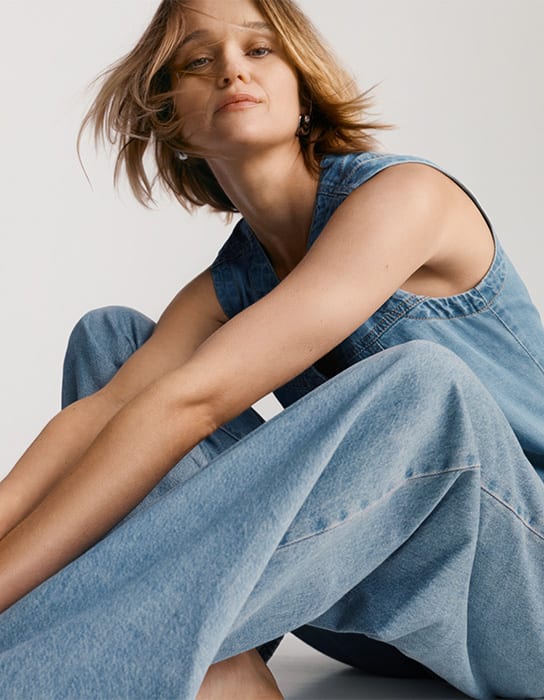 Ribcage Straight Ankle Jean In Jazz Pop Denim - Just Jeans Online