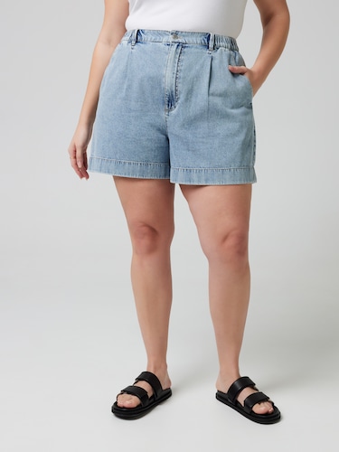 Curve Rae High Rise Loose Pleat Short