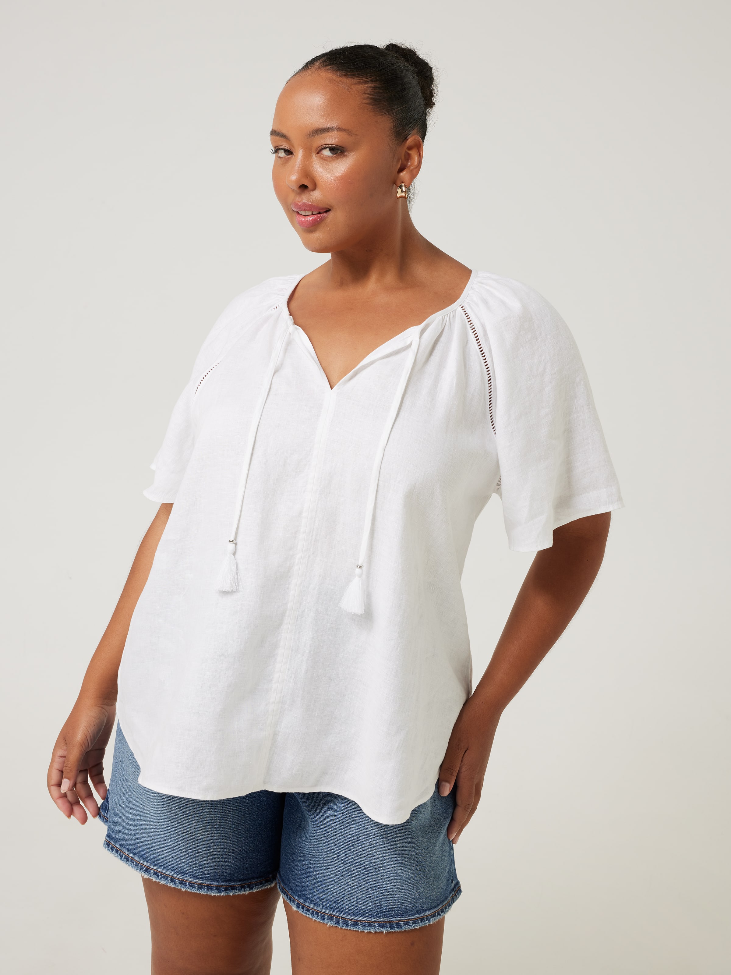 Curve Evie V Neck Linen Top - Just Jeans Online