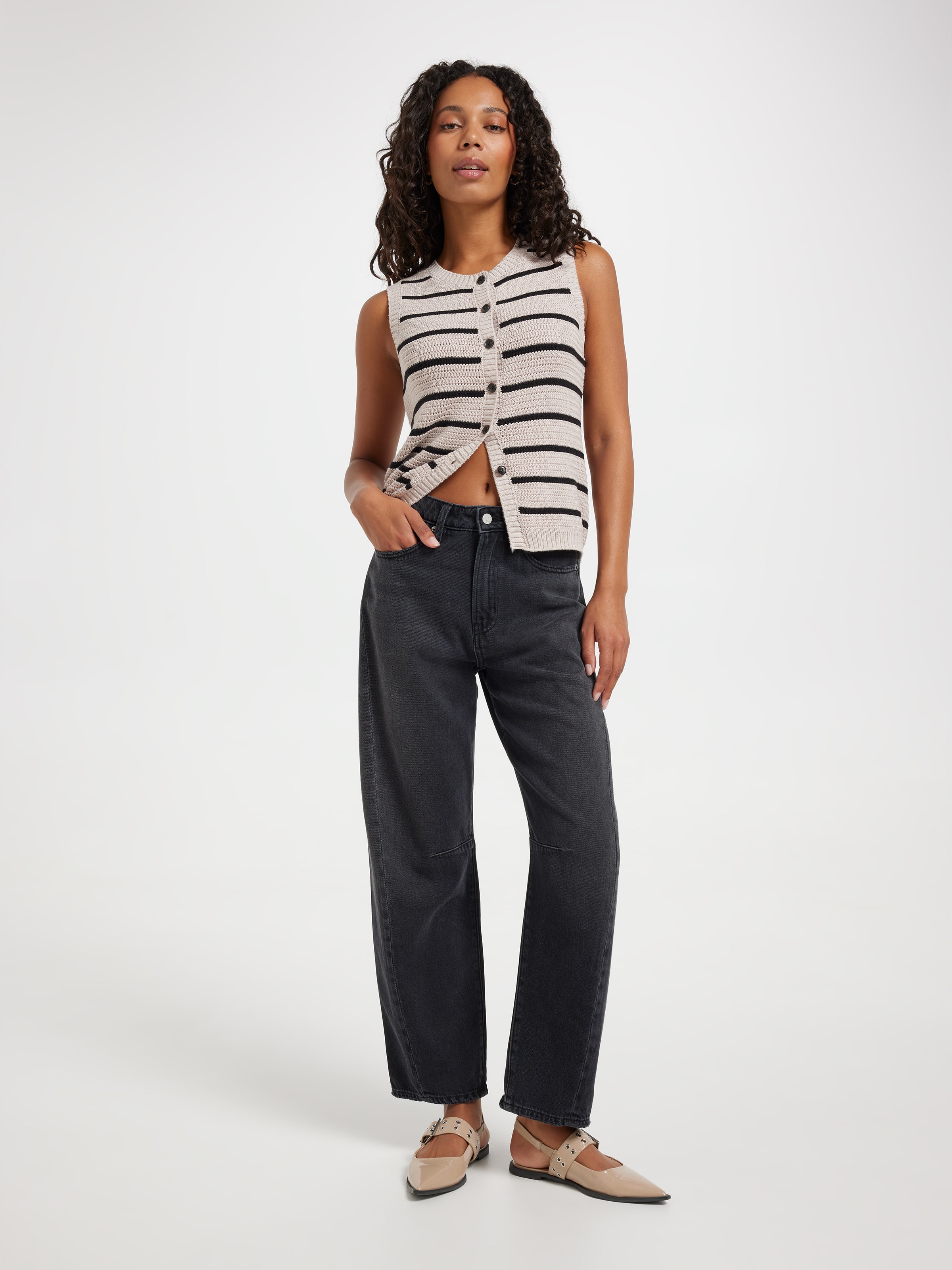 Originals Darted Barrel Leg Jean - Just Jeans Online