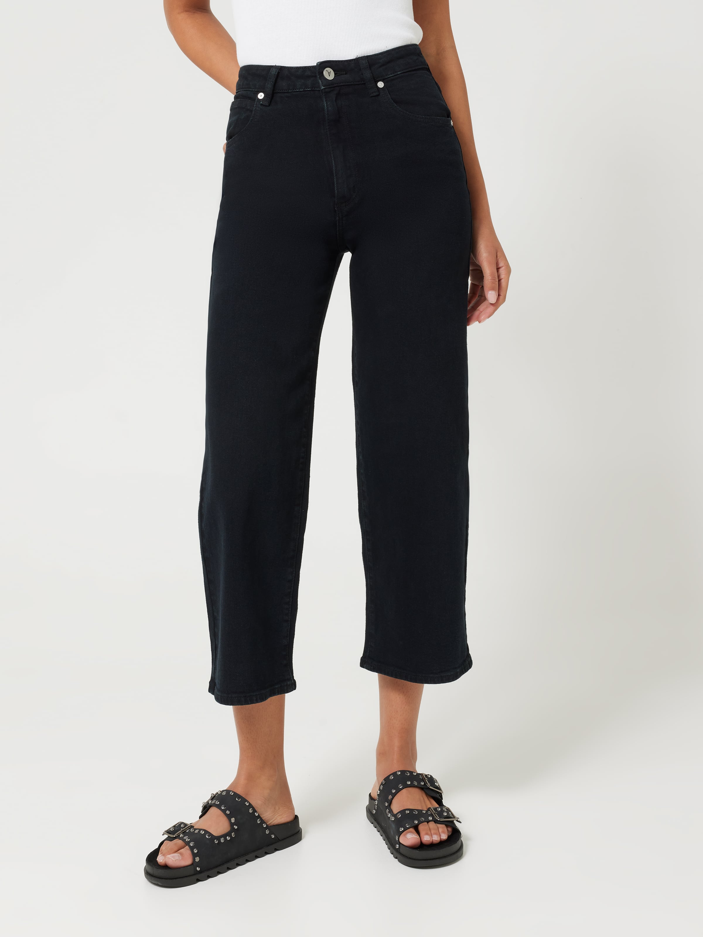 A Street Aline Crop Jean In Black Denim - Just Jeans Online