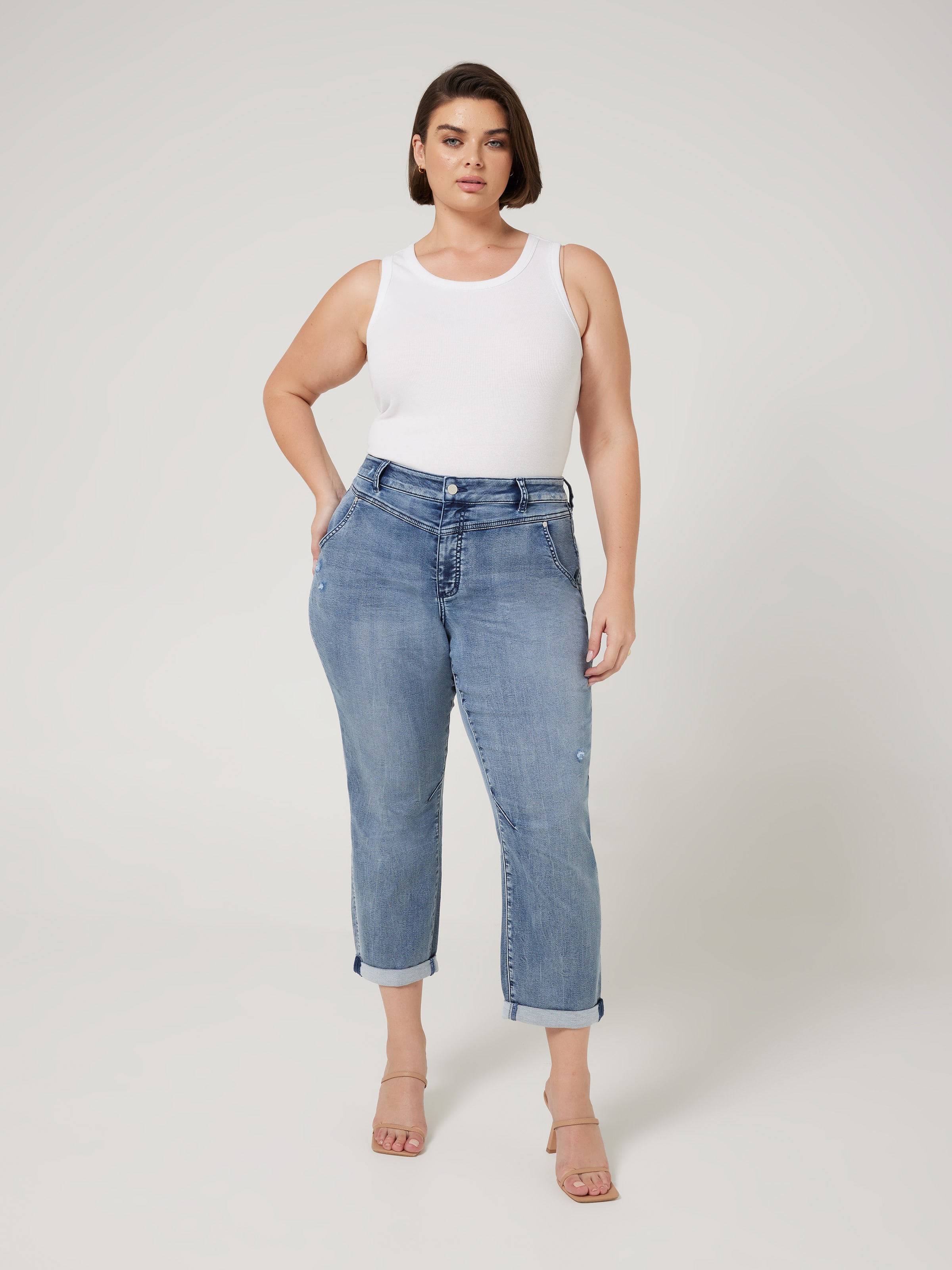 Curve Amaze Mid Rise Yoke Front Boyfriend Jean Velocity - Just Jeans Online