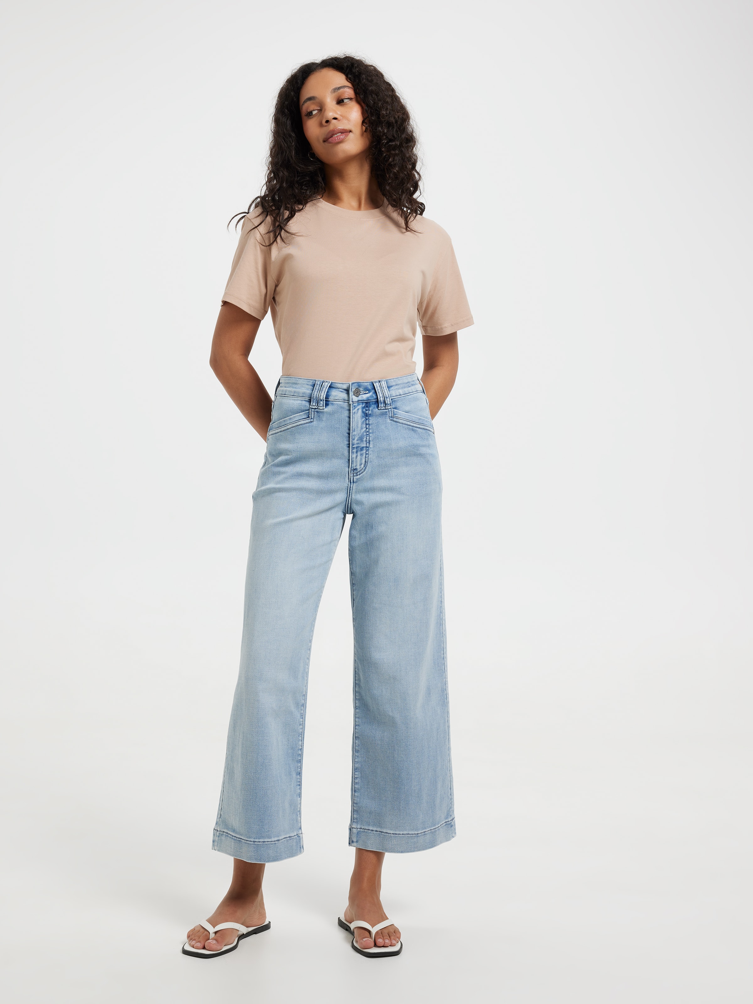 Amaze High Rise Wide Leg Ankle Jean Light Vulcan - Just Jeans Online