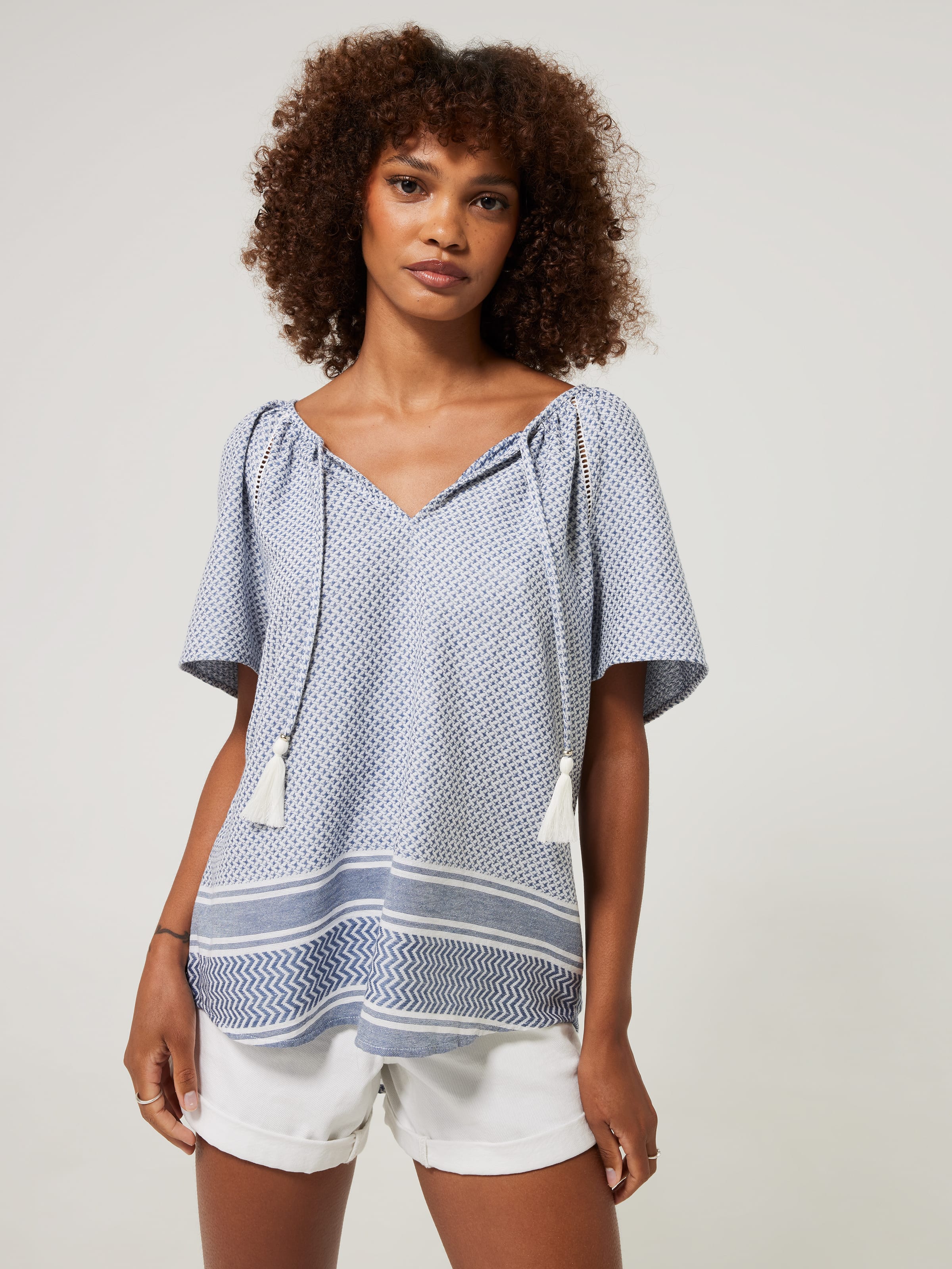 Evie V Neck Jaquard Top - Just Jeans Online